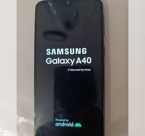 Samsung Galaxy A40, 4/64 ГБ