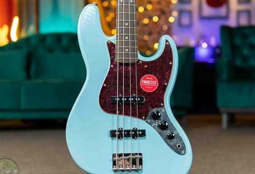 Squier Classic Vibe '60s Jazz Bass Daphne Blue