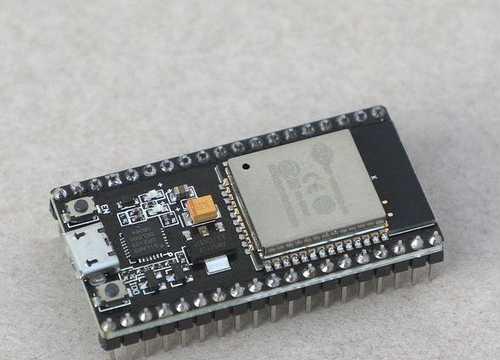 ESP32 микроконтроллер. Отладочная плата