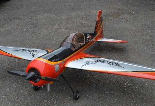 Авиамодель Yak 54 pilot-RC 50cc 87