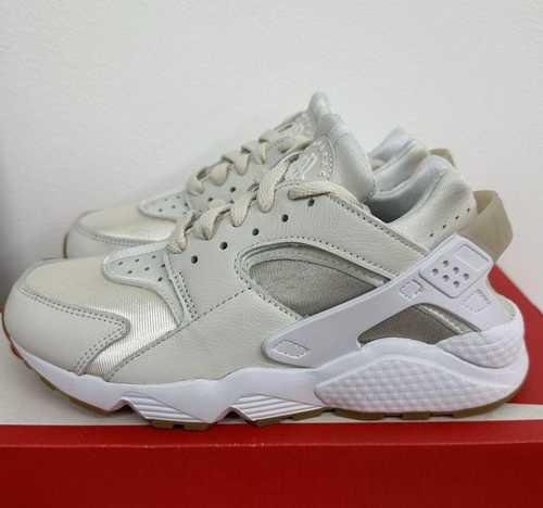 Nike Air Huarache W 7 us