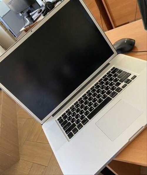 MacBook Pro 17 A1297