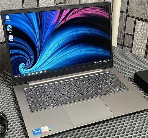 Lenovo Thinkbook i5-11th Gen / 16GB / 512GB