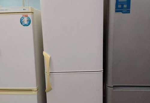 Холодильник бу Бирюса 190см с большой морозилкой