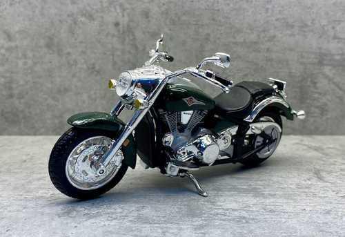 Коллекционная модель Kawasaki Vulcan 2000 1:18