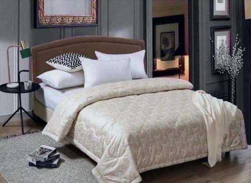 Одеяло и подушки шелковое шелкопряд