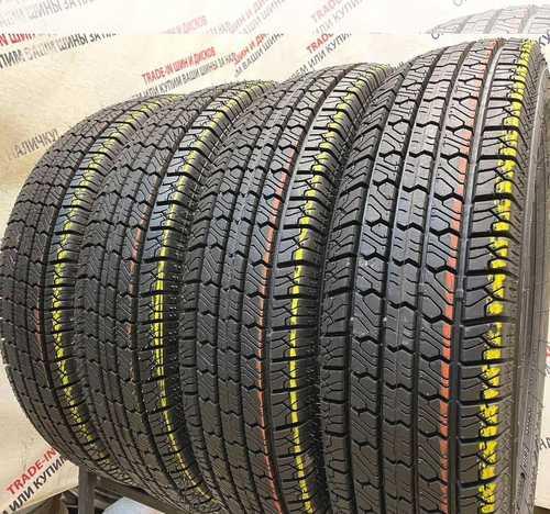 Kumho Solus 4S HA32 215/50 R17 95L