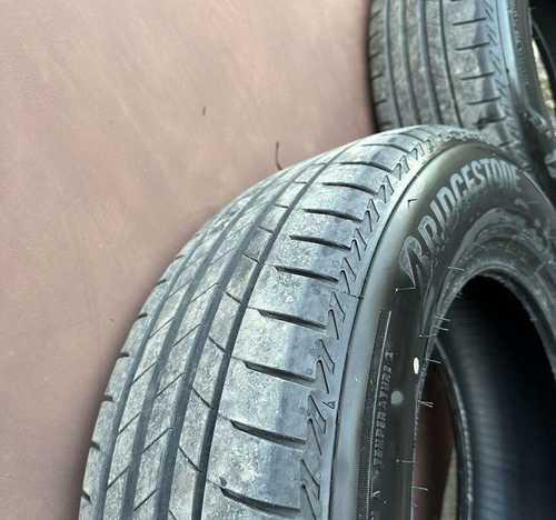 Bridgestone B-style RV 205/65 R16