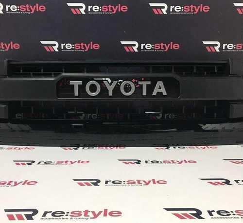 Решетка радиатора Toyota Tundra с13г Черная