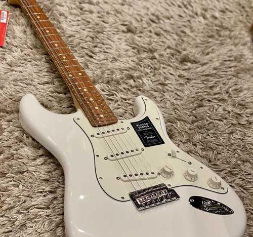 Fender player stratocaster pf black/white