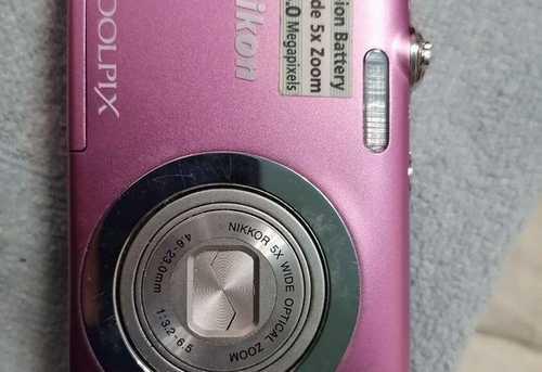 Компактный фотоаппарат coolpix