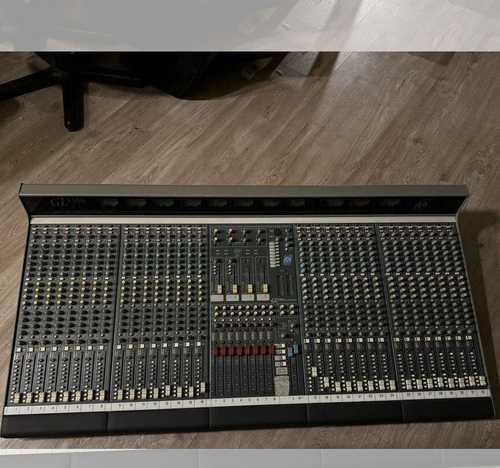 Микшерный пульт Allen Heath GL3300 32