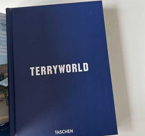 Terryworld фотокнига Терри Ричардсон, Taschen