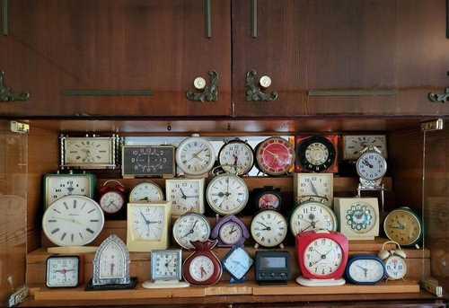 Коллекция настенных часов и будильников