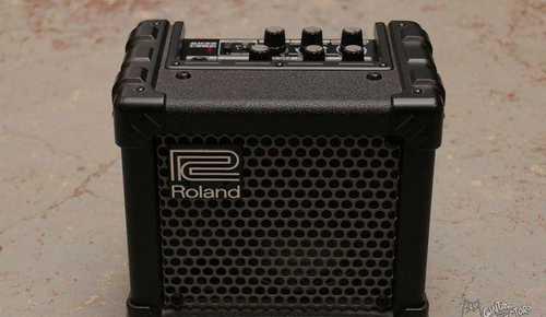 Комбоусилитель Roland Micro Cube