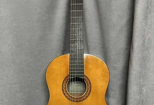 Классическая гитара yamaha CM40