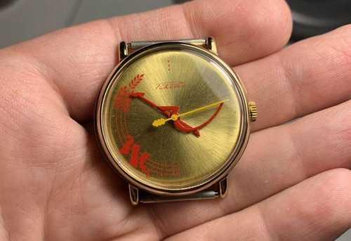 Редчайшие музейные часы Ракета-серп и молот СССР