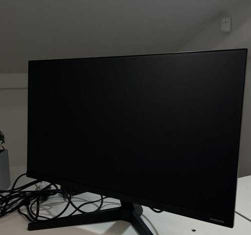 Монитор Samsung 23.8" F24T350FHC