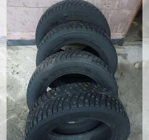 Michelin X-Ice North 4 185/65 R15 92T