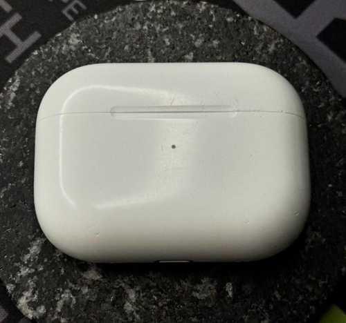 AirPods Pro 2 футляр кейс оригинальный