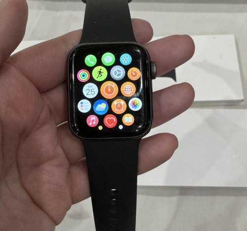 Apple watch se 40mm 2020