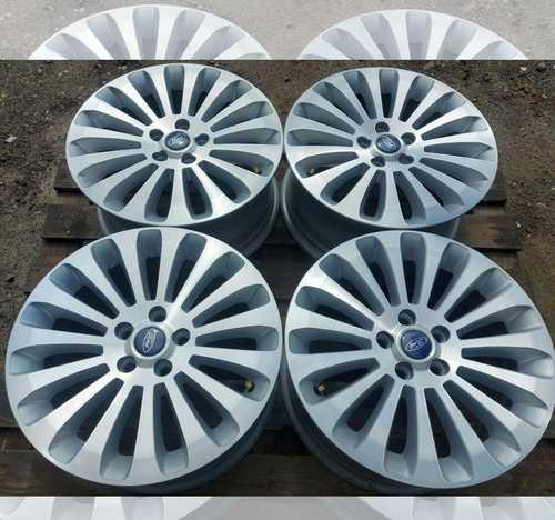 Ford Mondeo Focus Ориг Titanium R17 5x108 ET55 7.5