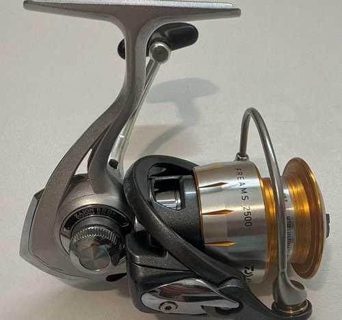 Катушка Daiwa Freams 2500