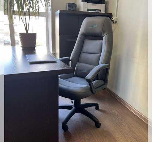 Кресло для офиса
