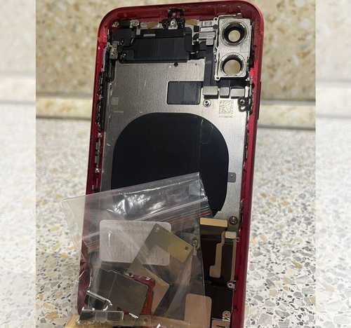 Оригинальный корпус iPhone 11 Red (красный)