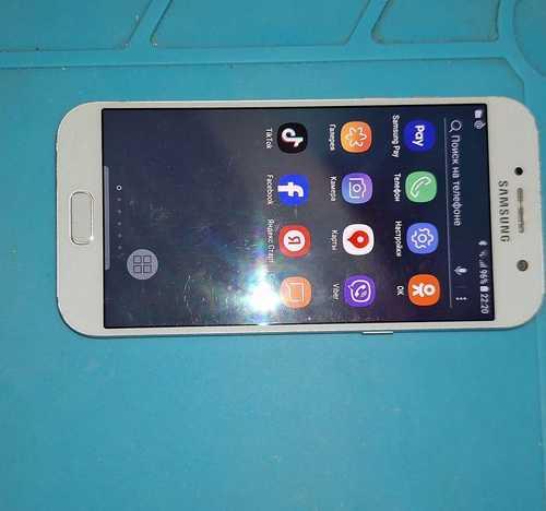 Samsung Galaxy A5 (2017) SM-A520F/DS, 3/32 ГБ