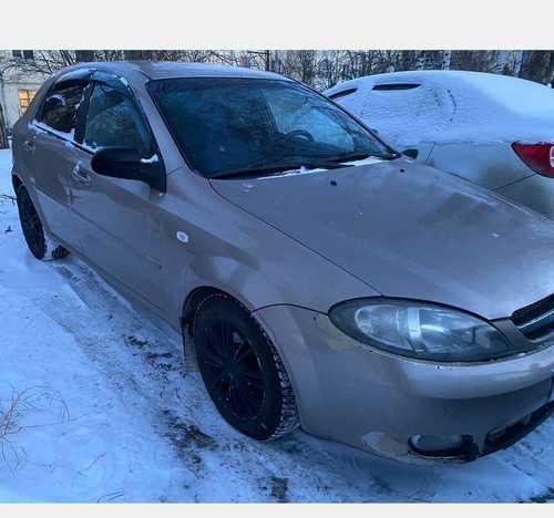 На авторазборе Chevrolet Lacetti 1.4 МКПП 2008г