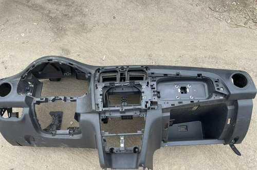Торпедо Renault Logan 2
