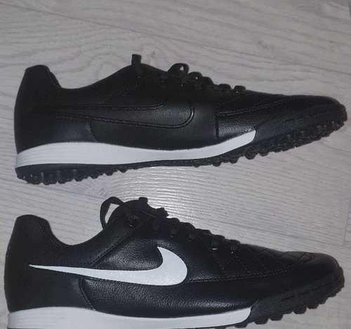 Сороконожки Nike Tiempo