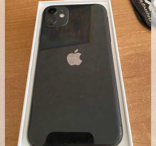 iPhone 11, 64 ГБ