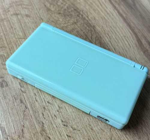 Nintendo DS Lite