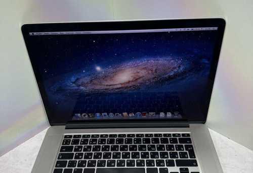 Apple MacBook Pro 15 retina i7/8/256ssd/15.4"