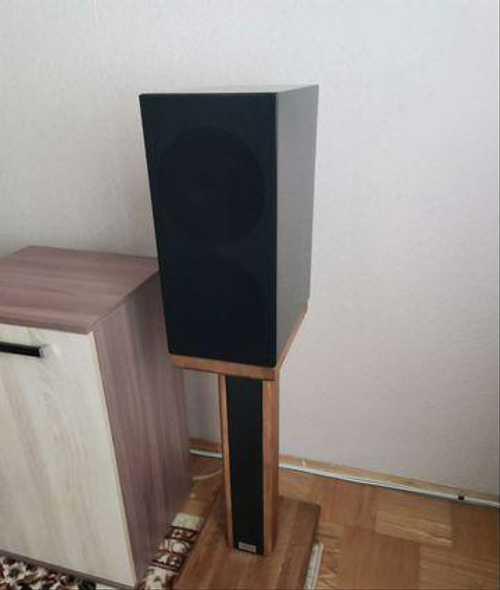 Kef r3