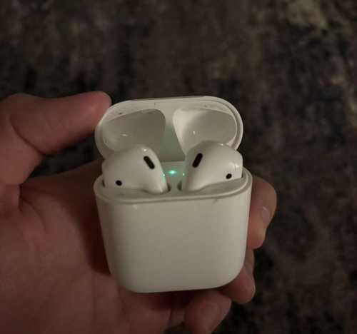 Airpods 1