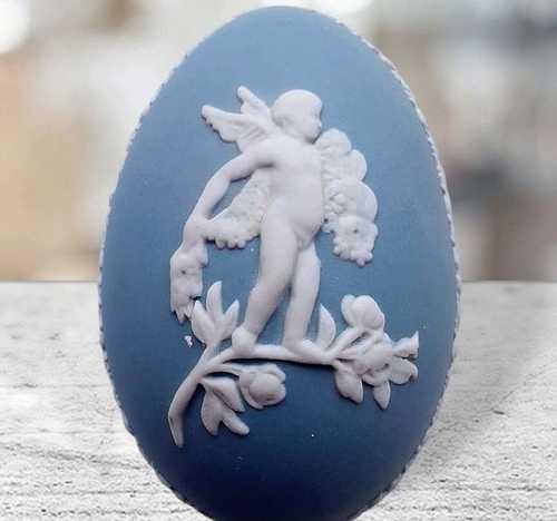 Wedgwood винтажная шкатулка в форме яйца