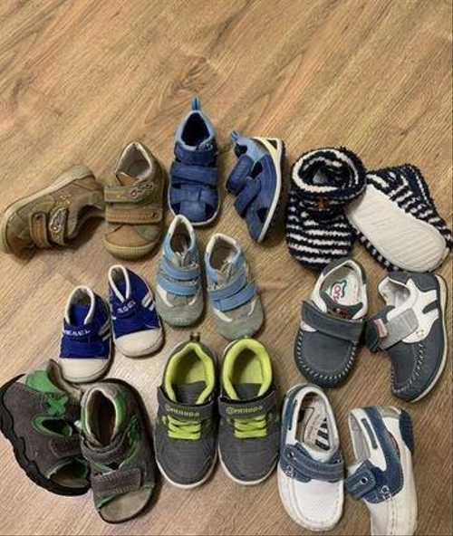Кроссовки, мокасины, сандали, ботинки 20-21 размер