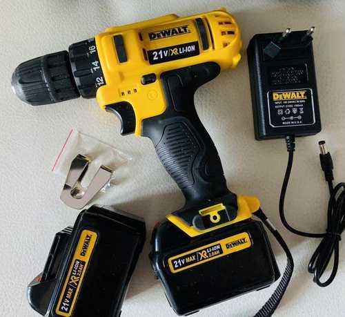 Шуруповерт 21V Dewalt аккумуляторный