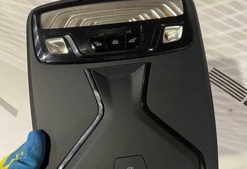 Плафон/фонарь освещения салона BMW G30