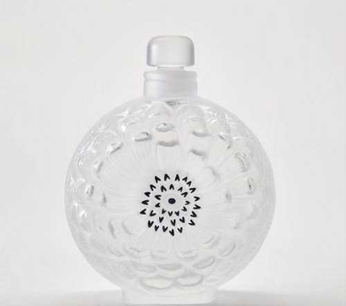Парфюмерный хрустальный флакон из коллекции Dahlia