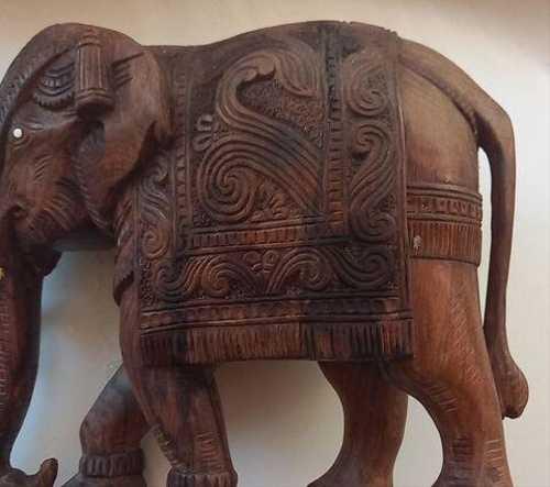 Статуэтка слон дерево