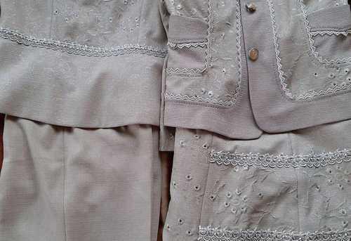 Комплект костюма (пиджак, юбка,блуза)