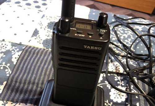 Yaesu vx-500 vhf