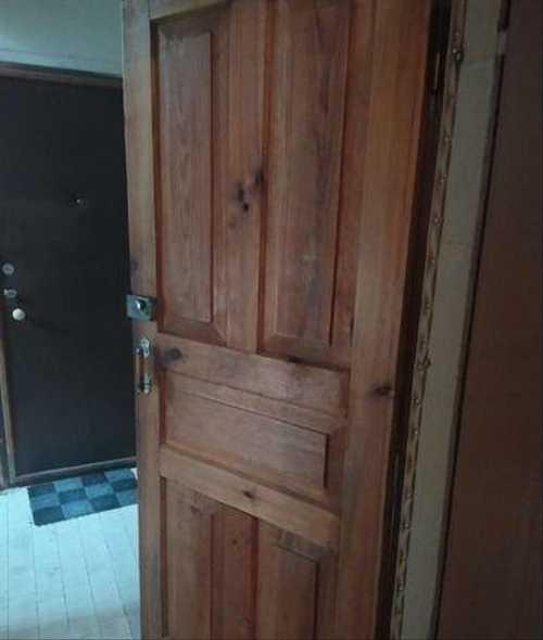 Дверь входная деревянная с коробкой бу