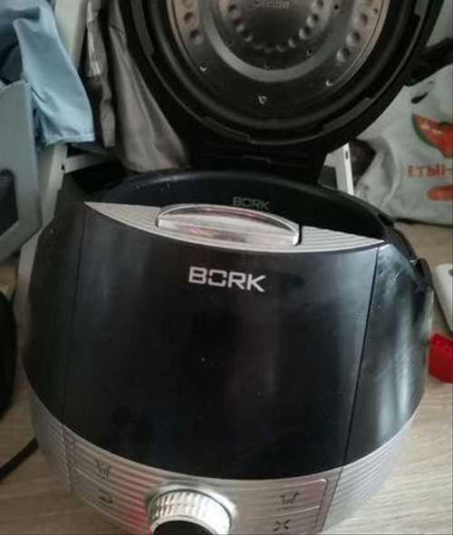 Мультиварка bork u803