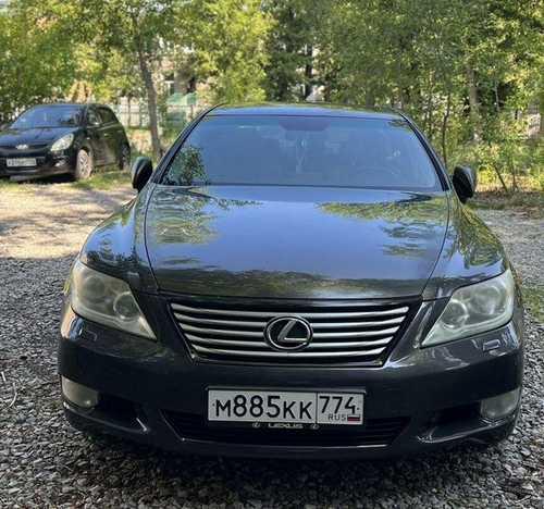 Бампер передний lexus ls460 2010