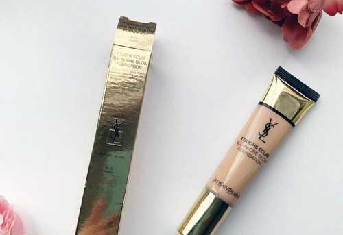 YSL Touche Eclat All In One Glow Foundation SPF15